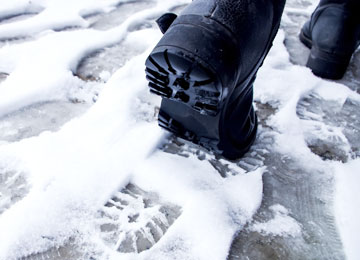 Better Grip over Icy Surfaces with Traction Magic